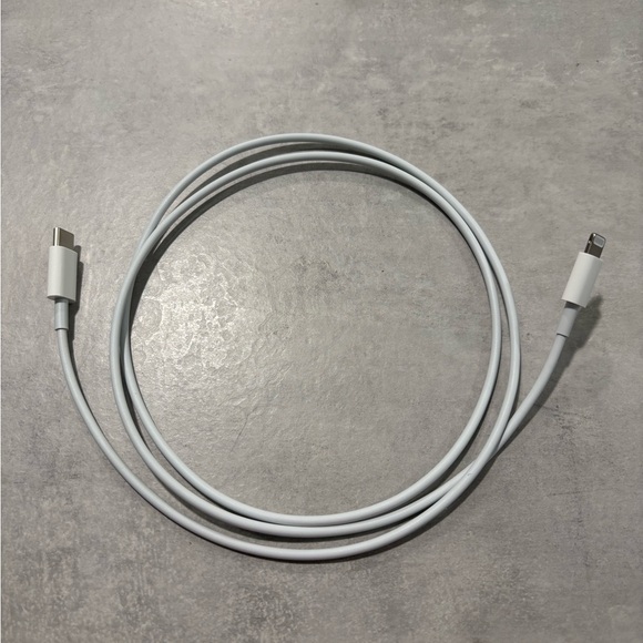 Apple | Cell Phones & Accessories | Apple Usbc To Lightning Cable ...